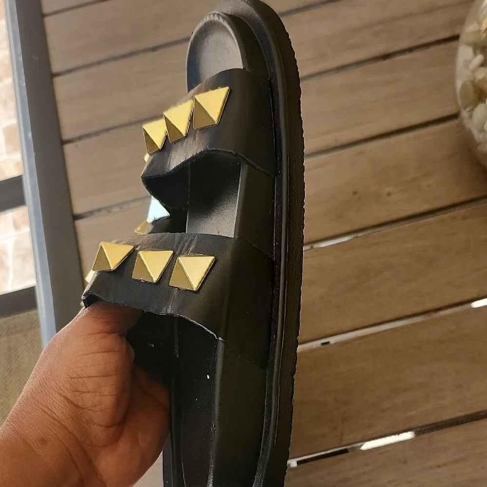 Qupid | Shoes | Black Sandals With Gold Pyramid Studs | Poshmark